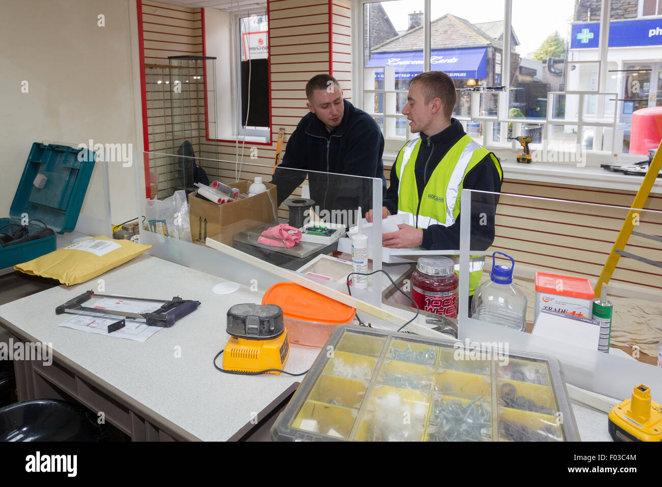 Main style Post Office branch refit and modernization new counter being ...