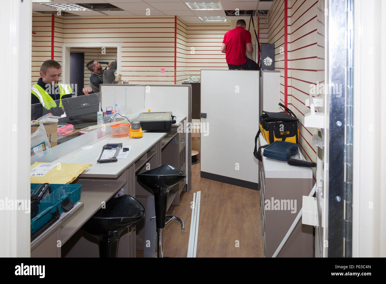 Main style Post Office branch refit and modernization new counter being ...