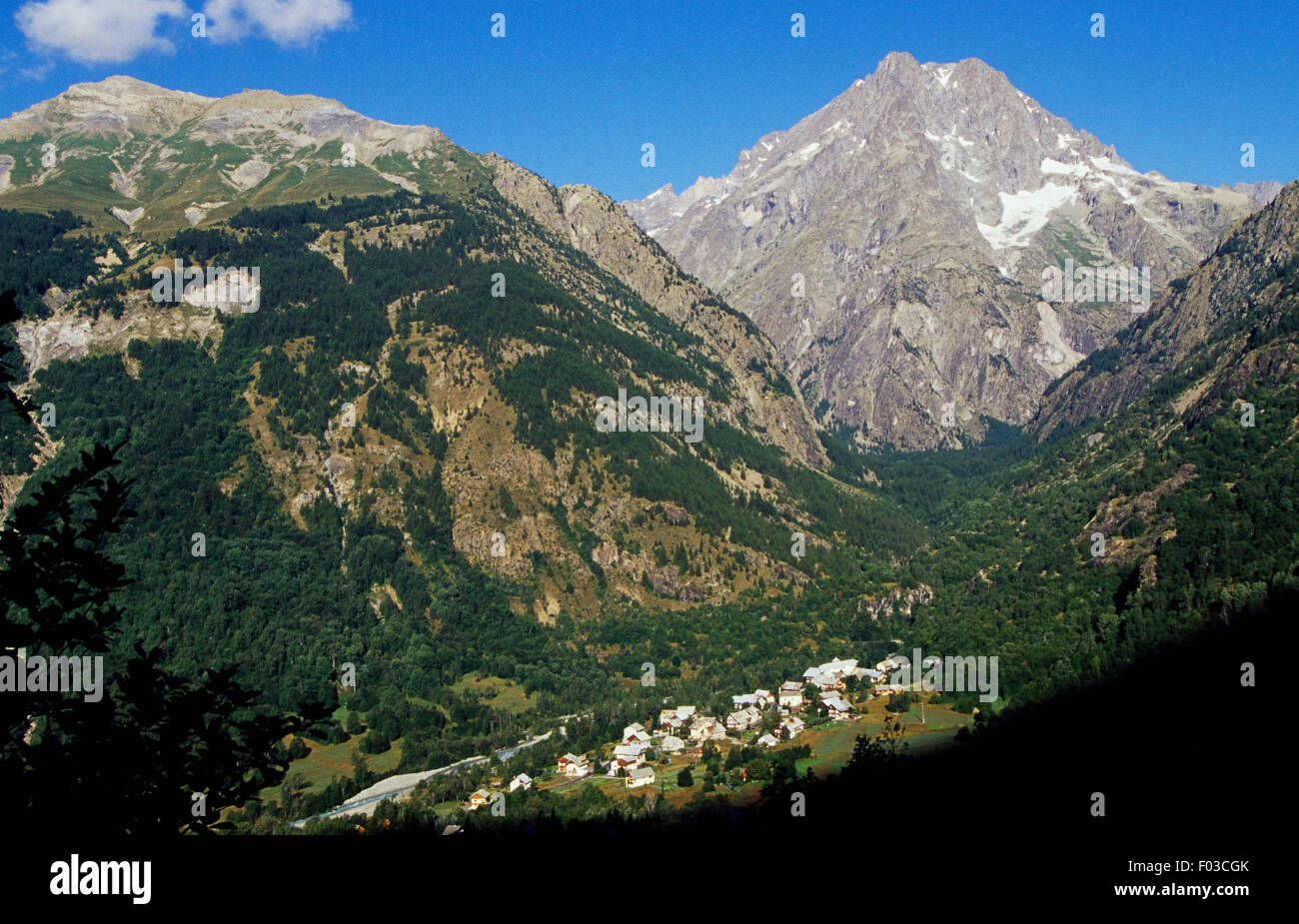 Pelvoux massif, Vallouise Valley, Ecrins National Park (Parc national ...