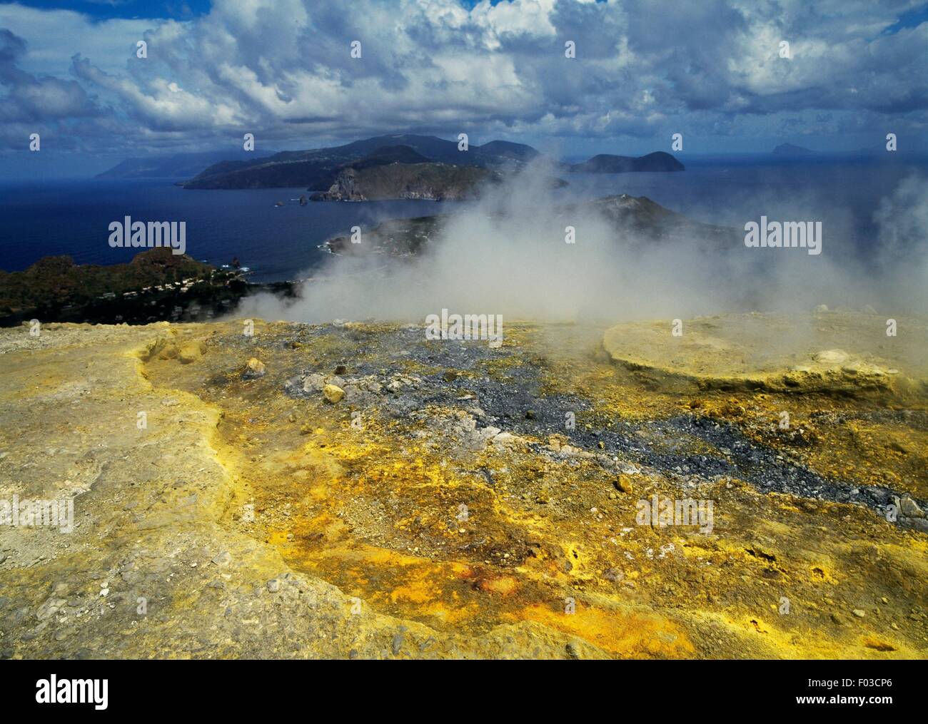 Italy vulcano island hot spring hi-res stock photography and images - Alamy