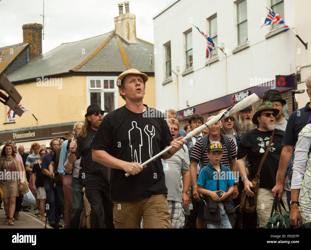 Spooky mens chorale hi-res stock photography and images - Alamy