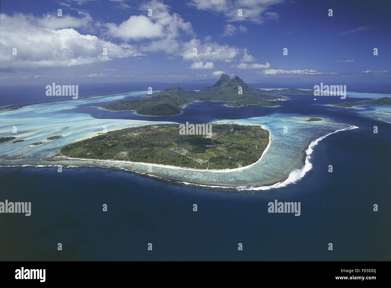 French Polynesia - Society Islands - Bora-Bora - Motu Tevairoa - Aerial view Stock Photo - Alamy