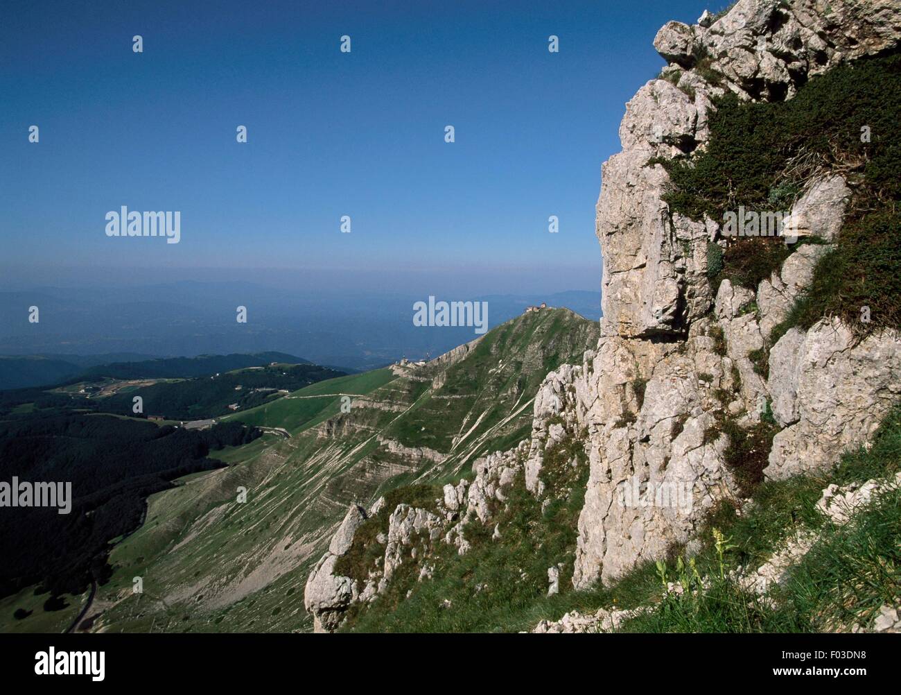 Mount Terminilletto seen from the summit of Mount Terminillo, Reatini ...