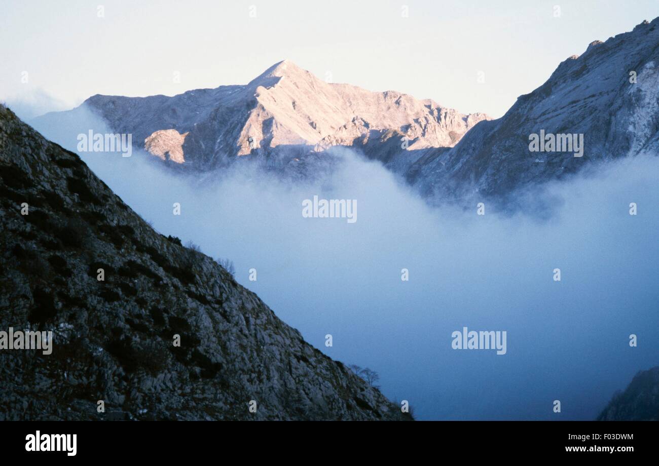 Low clouds on Mount Sella in the National Park of the Apuan Alps ...