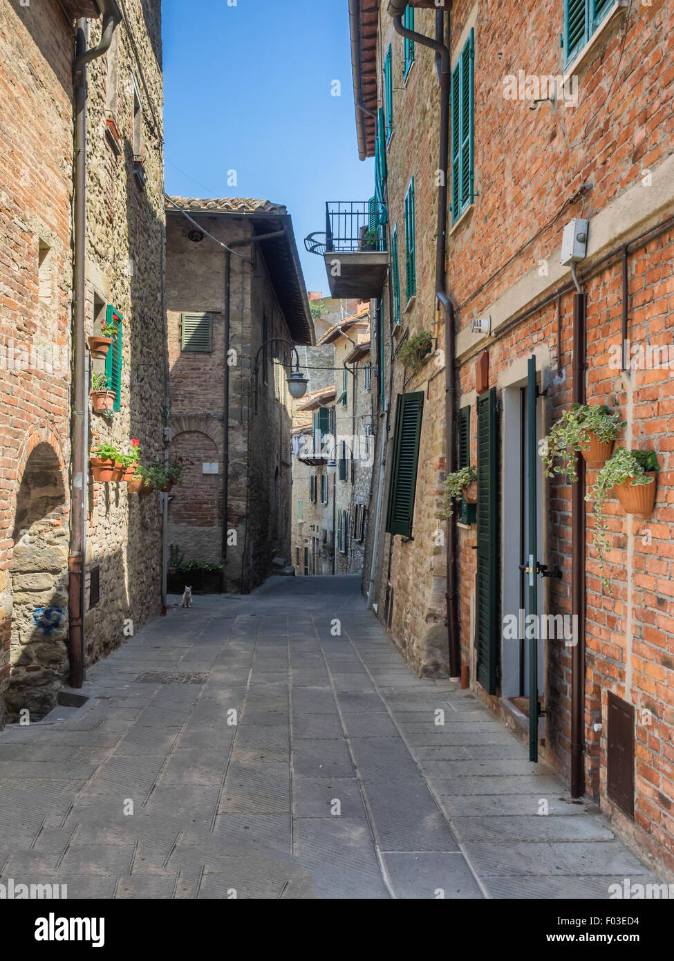 Old town in Passignano sul Trasimeno Umbria, Italy Stock Photo - Alamy