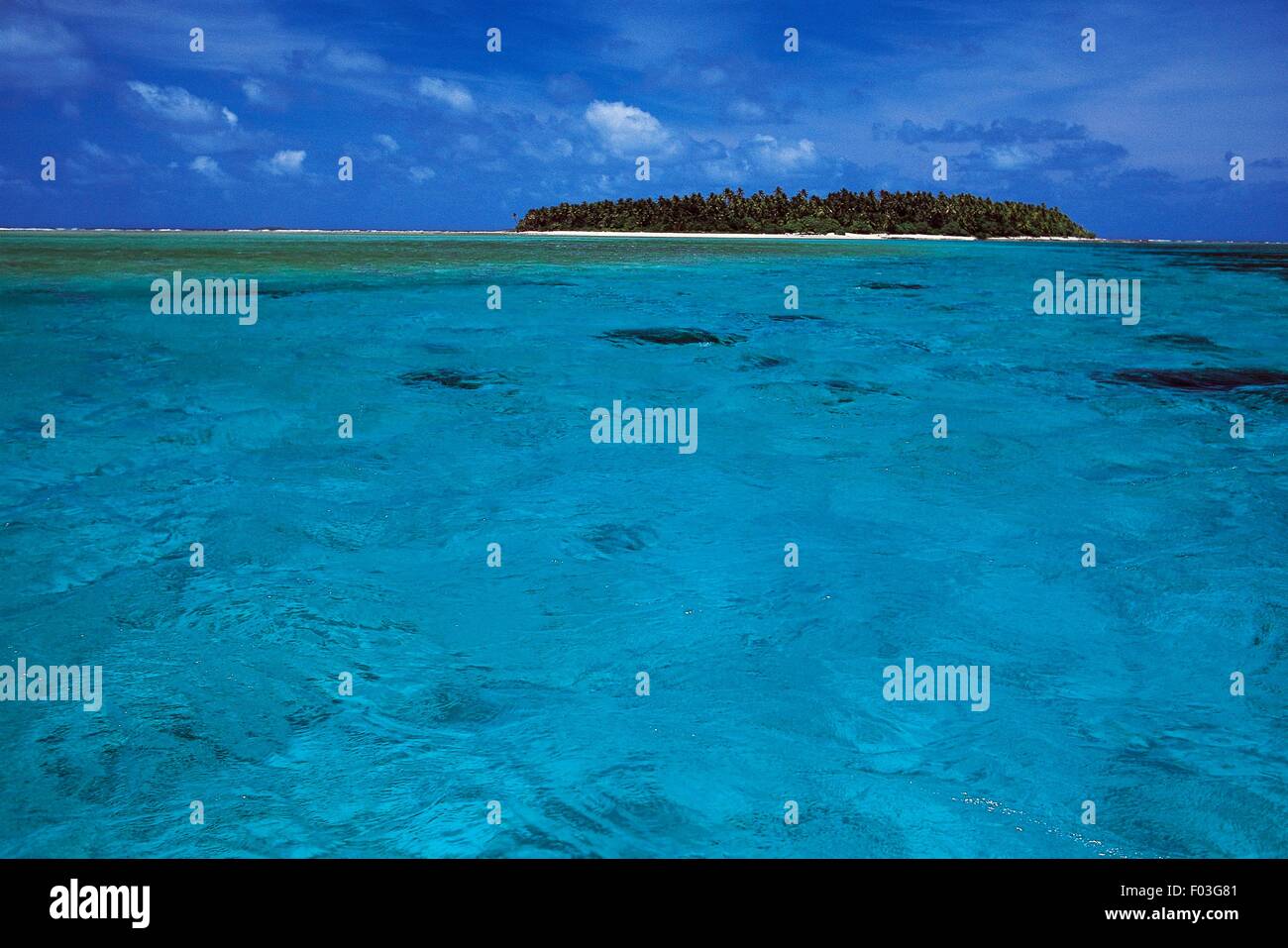 Ulithi atoll hi-res stock photography and images - Alamy