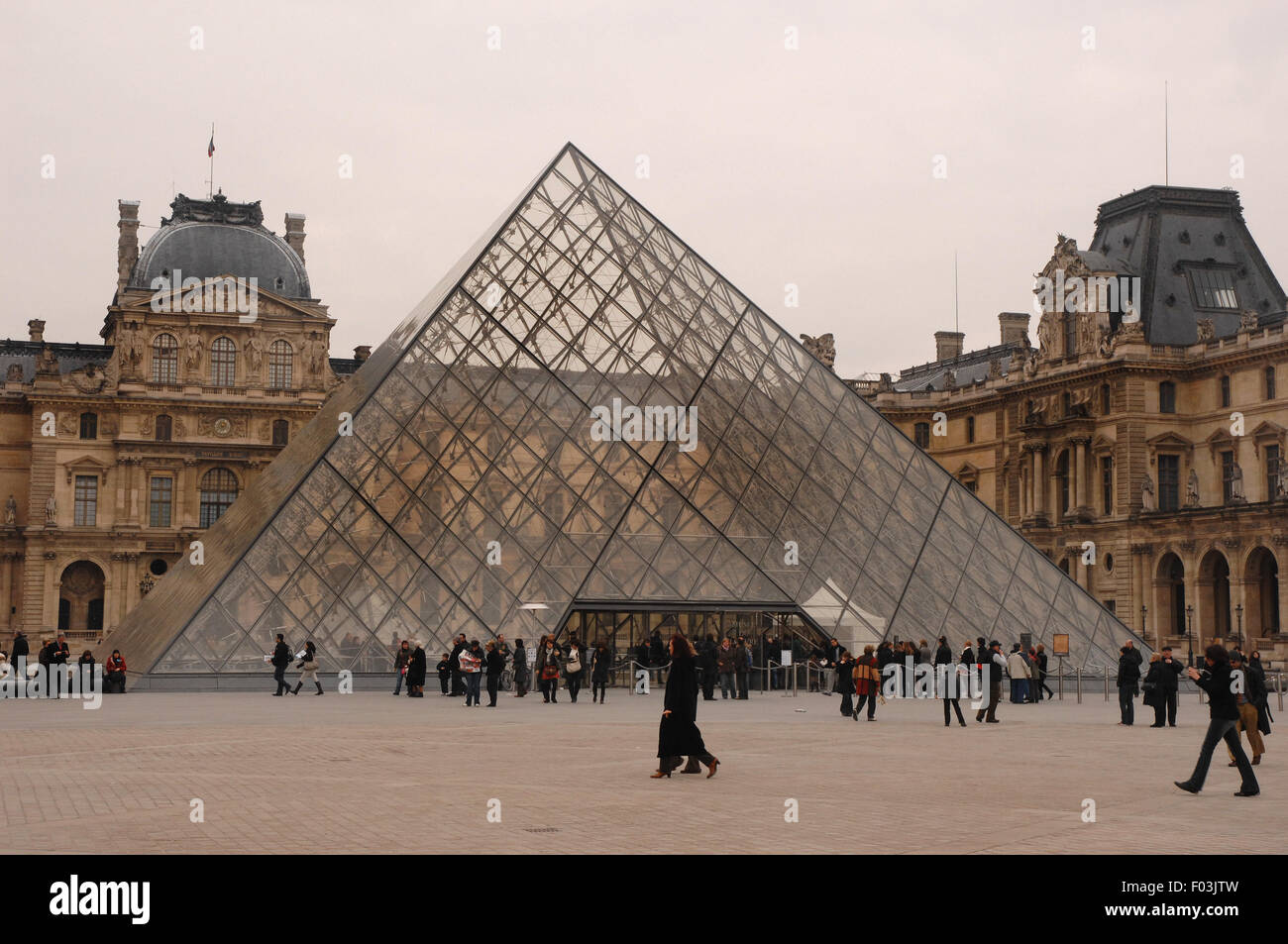 The large Glass Pyramid at The Louvre Museum early morning, Paris ...