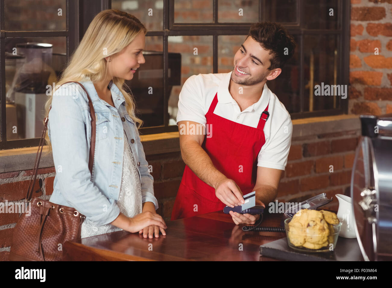 Swiping card hi-res stock photography and images - Alamy