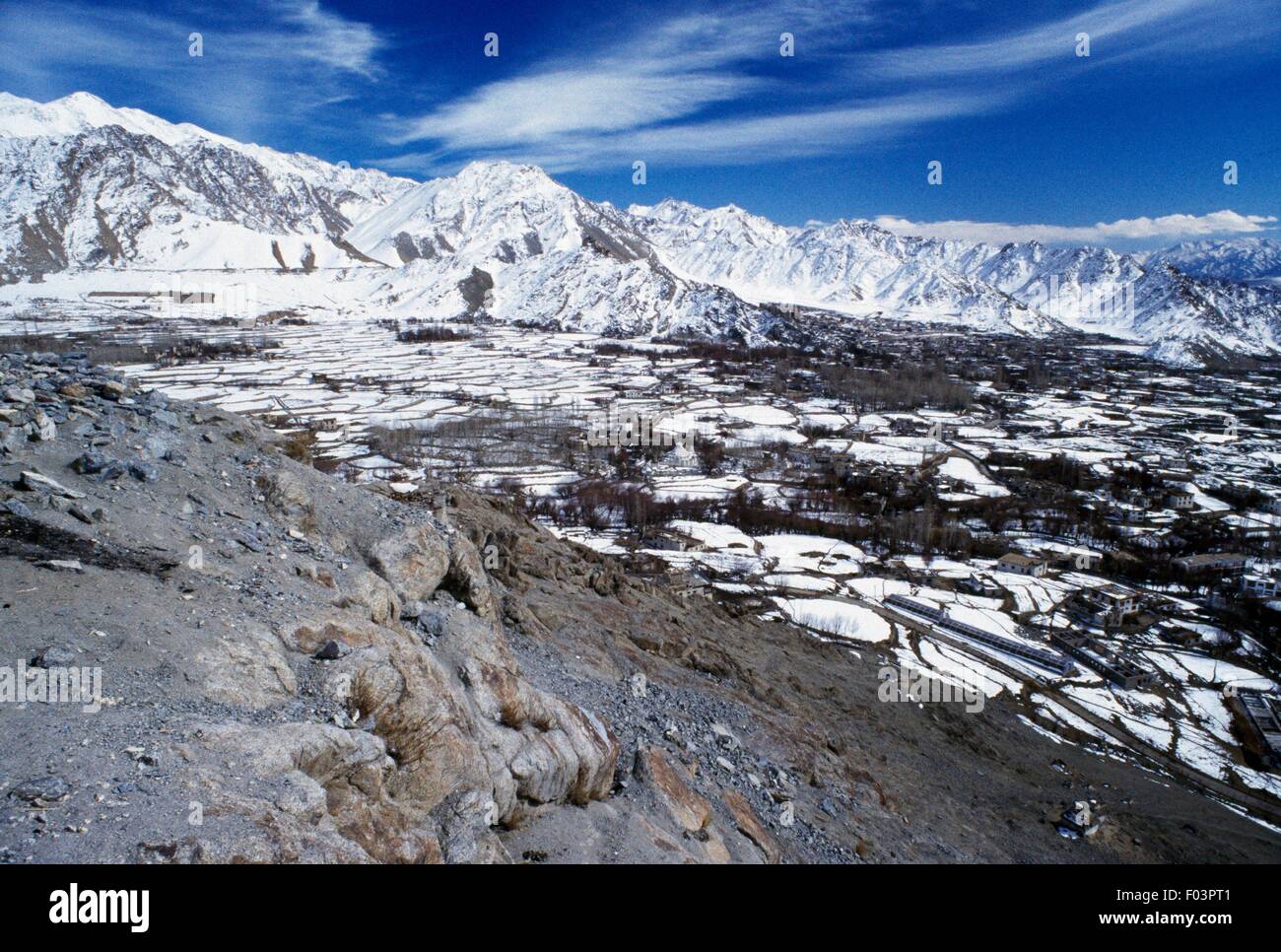 The whitened peaks and rocky landscape of The Himalayas, State of Jammu ...