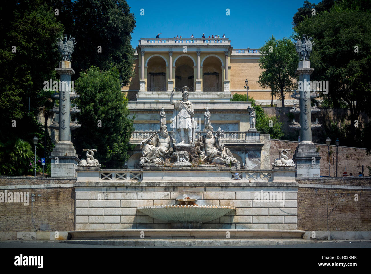 Italian terrace water feature hi-res stock photography and images - Alamy