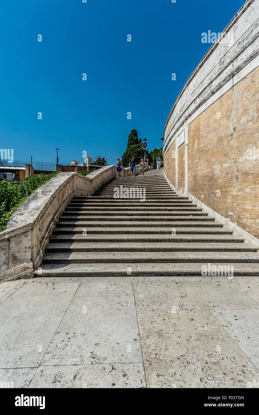 Sunlight on steps hi-res stock photography and images - Alamy