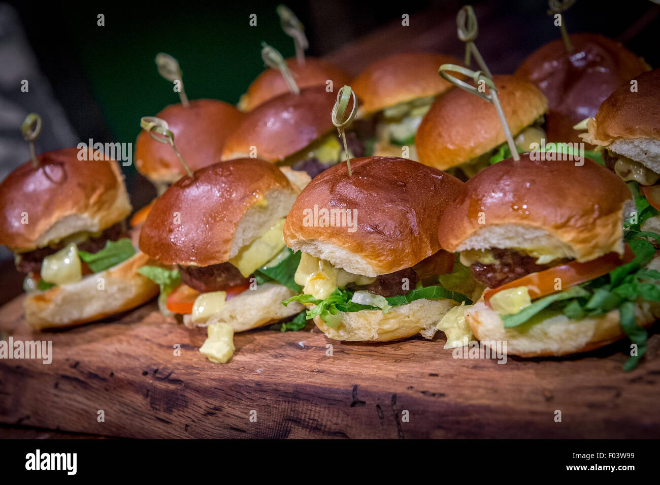 Burger buffet hi-res stock photography and images - Alamy