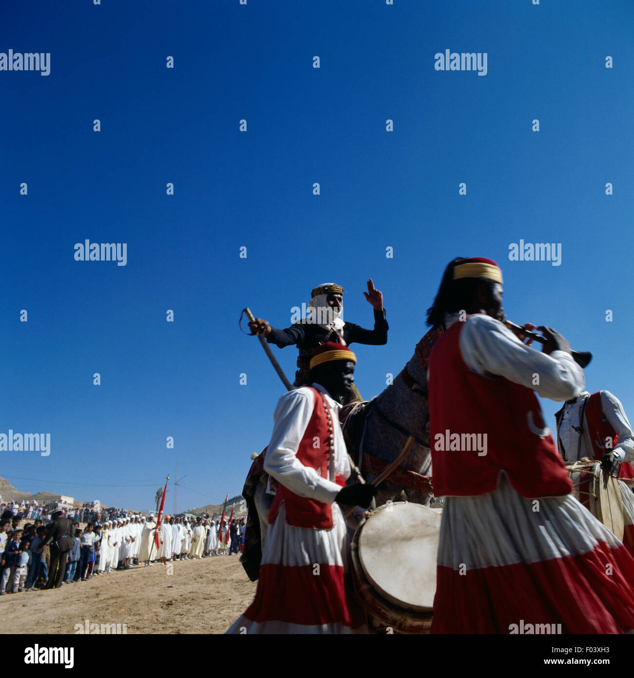 Tunisian headwear hi-res stock photography and images - Alamy