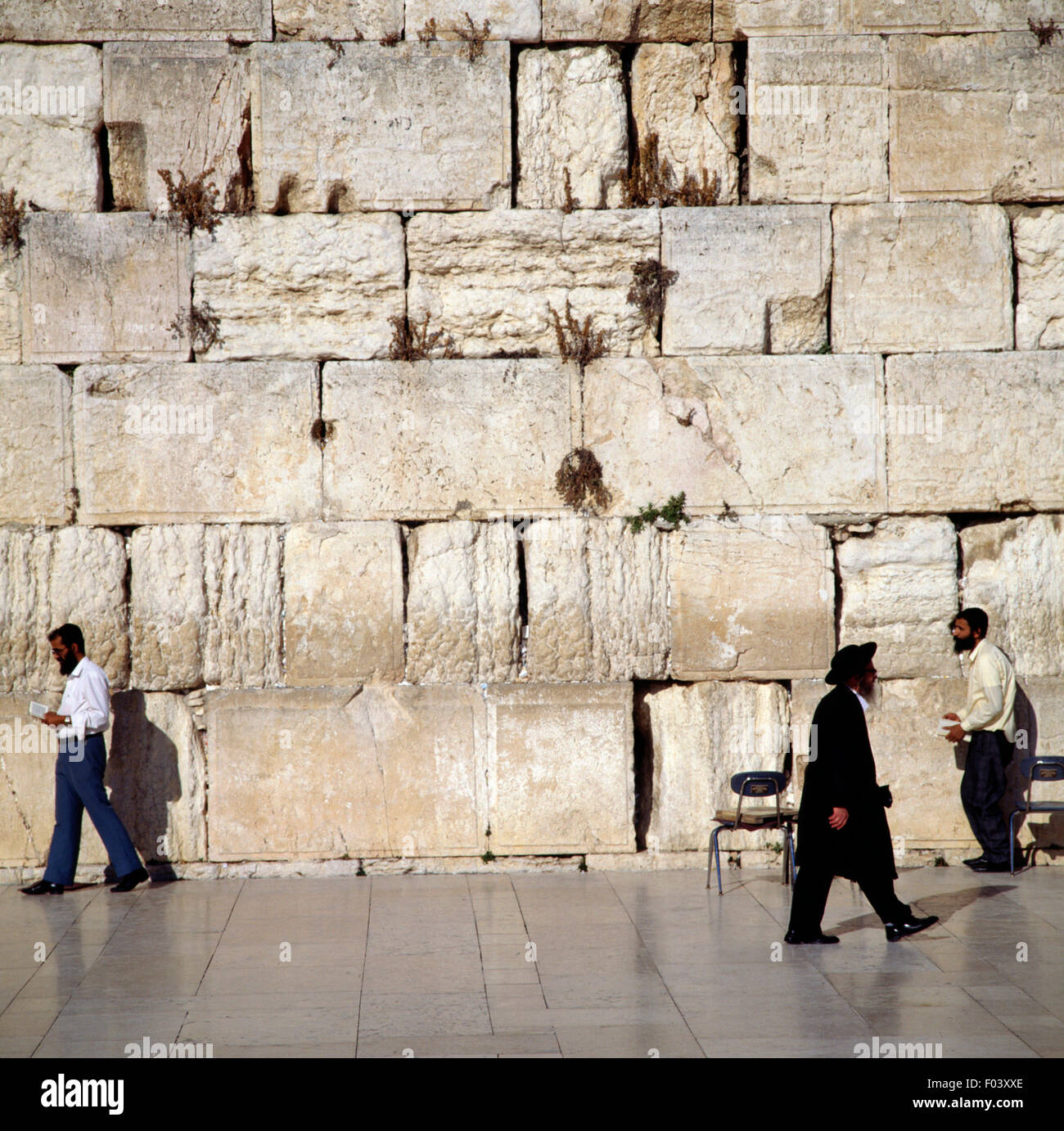 Men in front of the Wailing Wall (Western Wall), Jerusalem, Israel ...