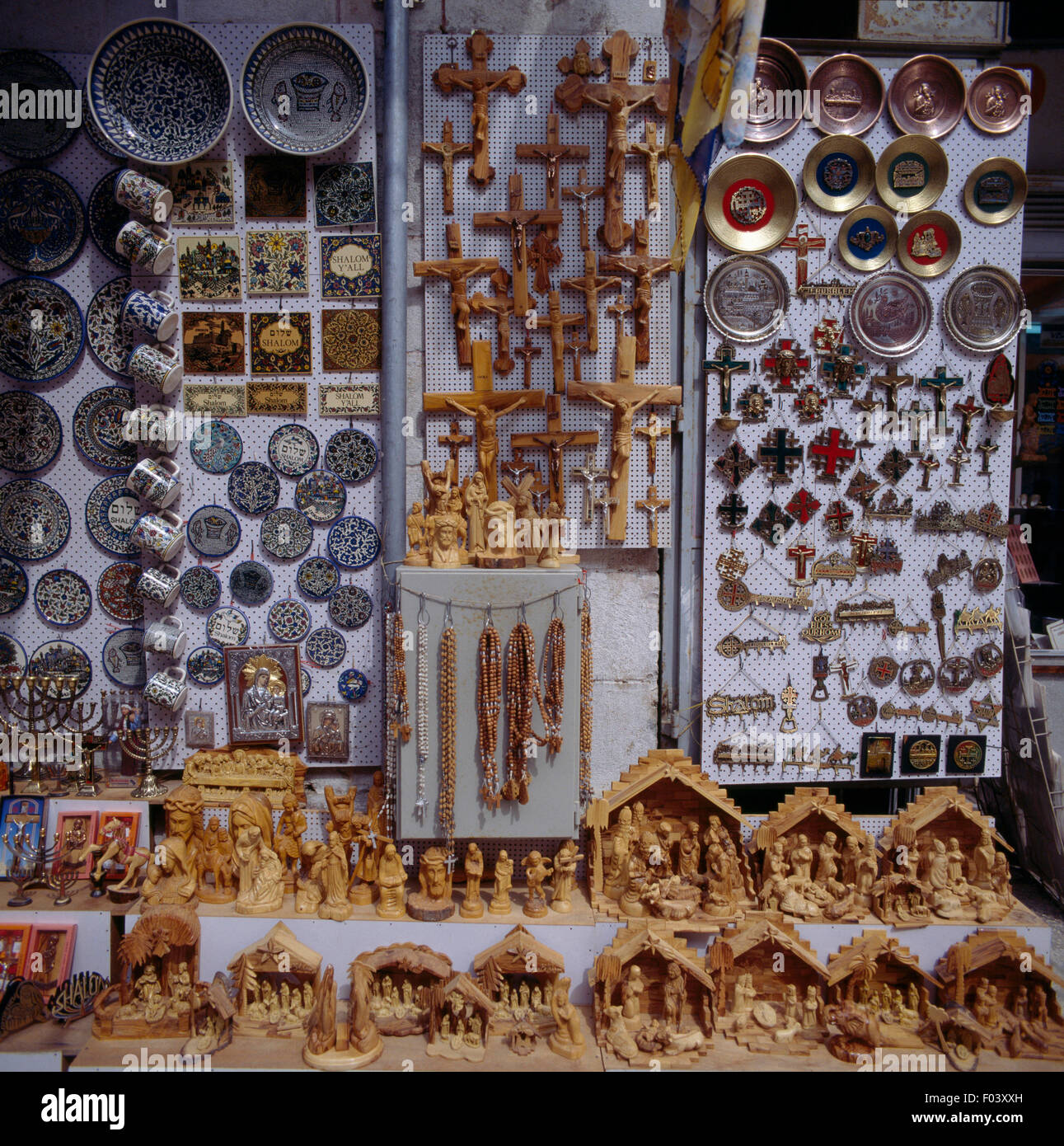 Traditional souvenirs shop jerusalem hi-res stock photography and ...