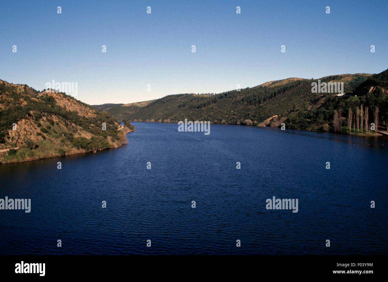 View of the Tagus (Tejo) river, Alto Alentejo, Portugal Stock Photo - Alamy