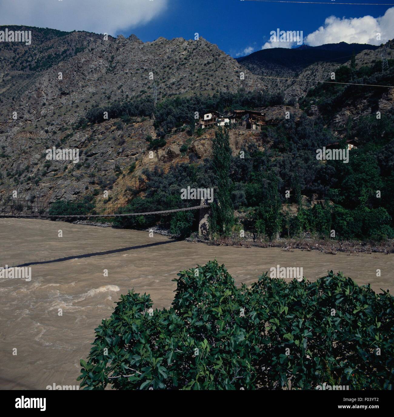 The Oltu River, Eastern Anatolia, Turkey Stock Photo - Alamy