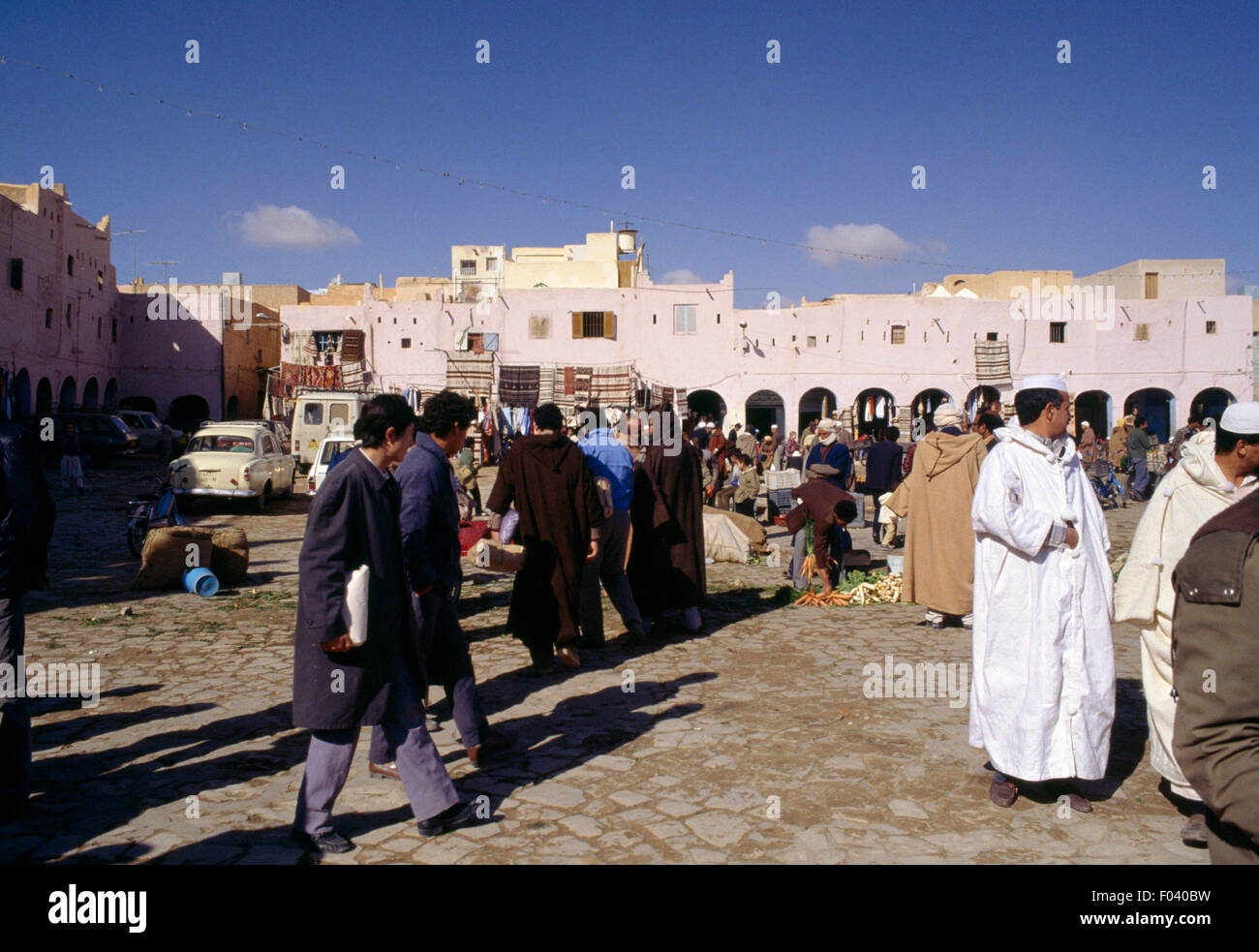 Ghardaia, market hi-res stock photography and images - Alamy