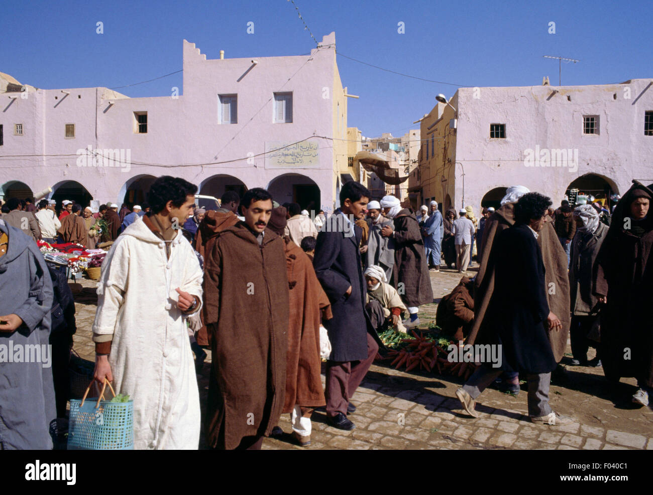 Ghardaia, market hi-res stock photography and images - Alamy