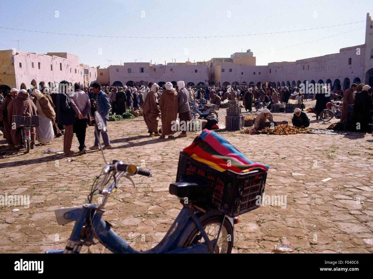 Ghardaia, market hi-res stock photography and images - Alamy