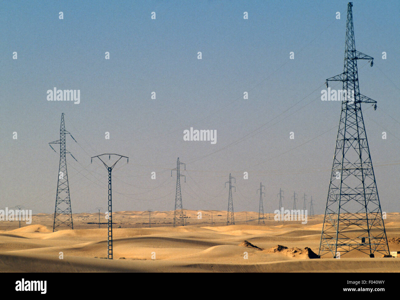 Pylons near El Oued, Sahara Desert, Algeria Stock Photo - Alamy