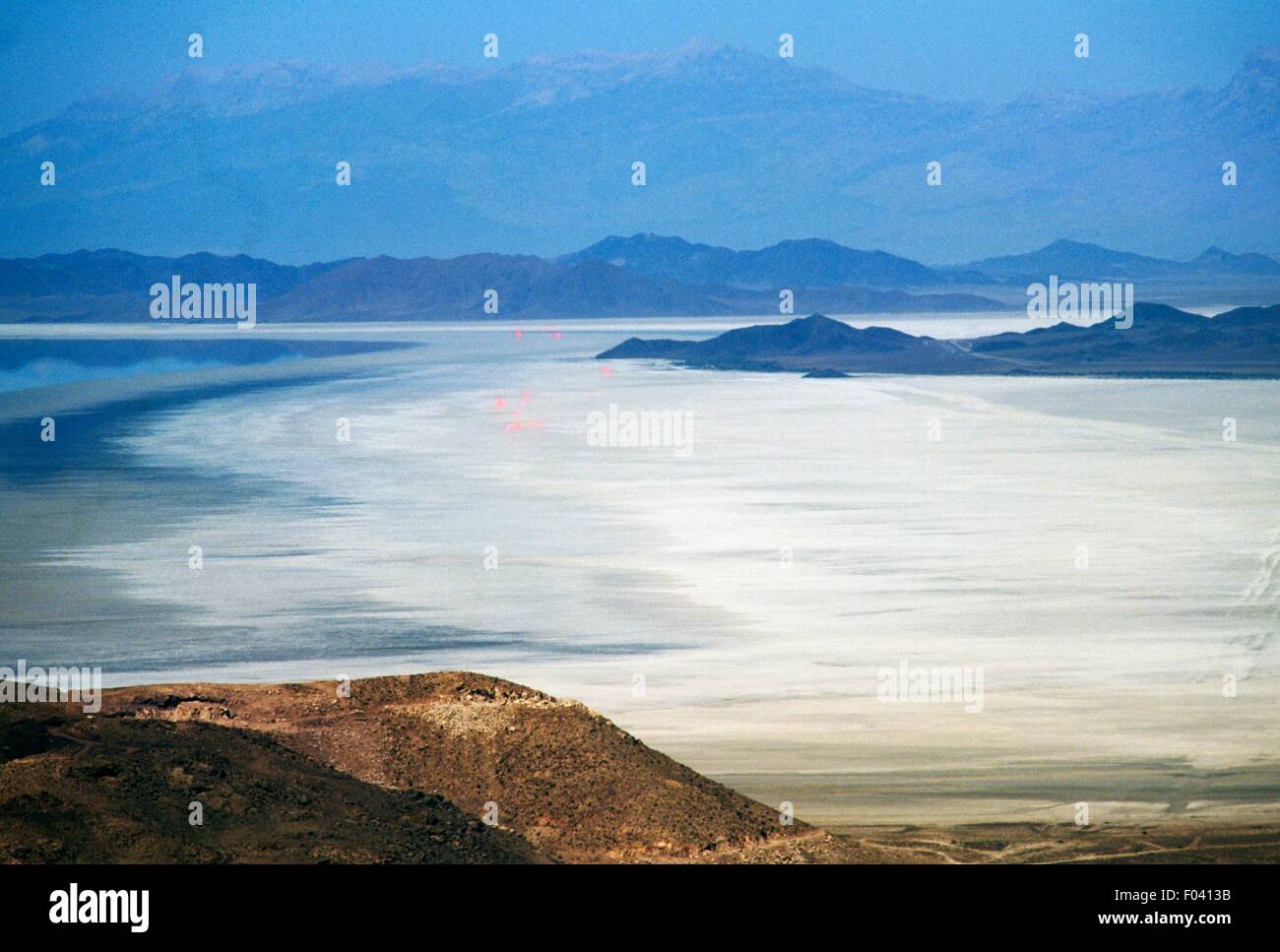 View of Namak Lake (Daryacheh-ye Namak), salt lake located ...