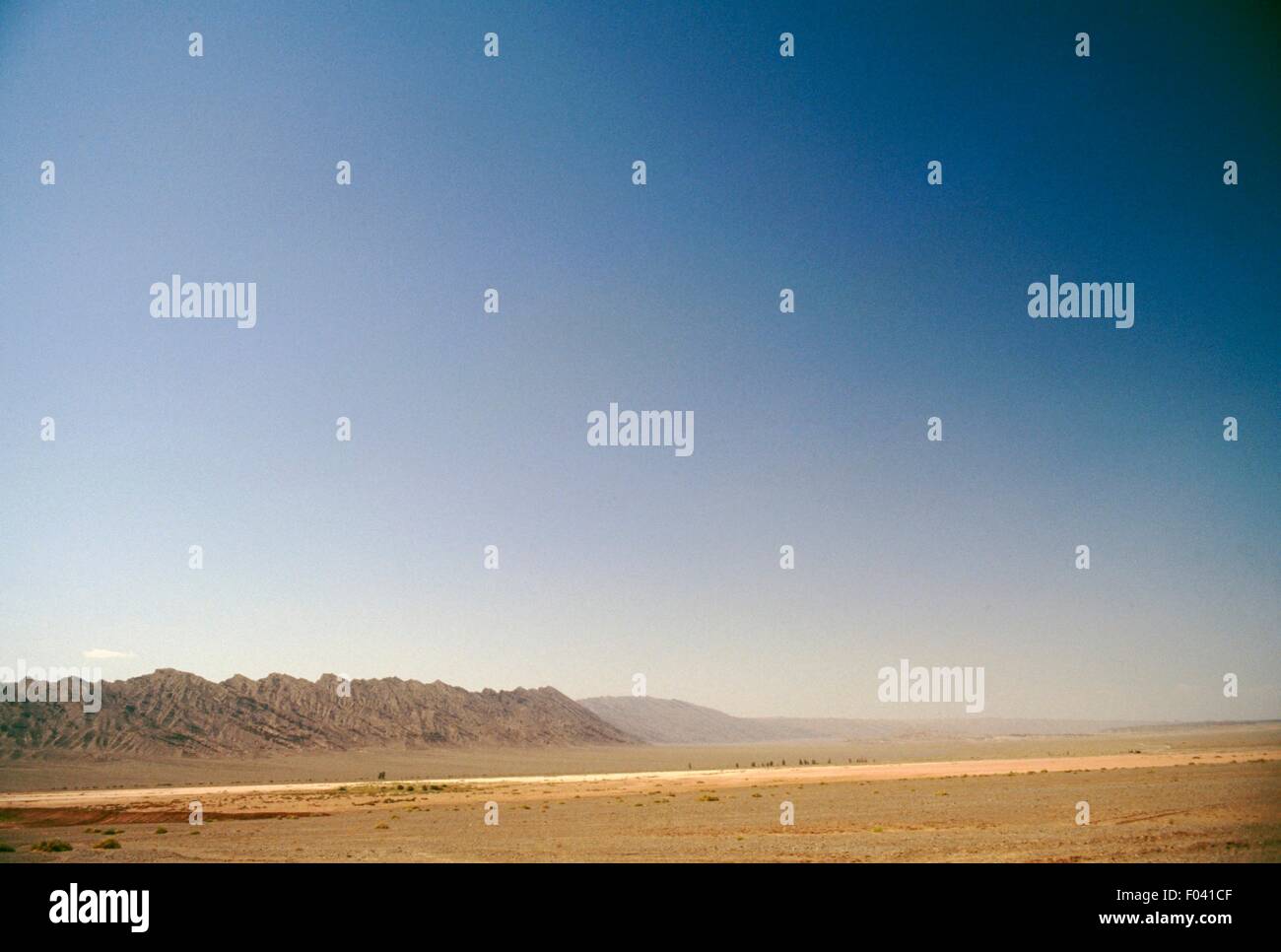 Desert landscape, Dasht-e Lut desert, Iran Stock Photo - Alamy