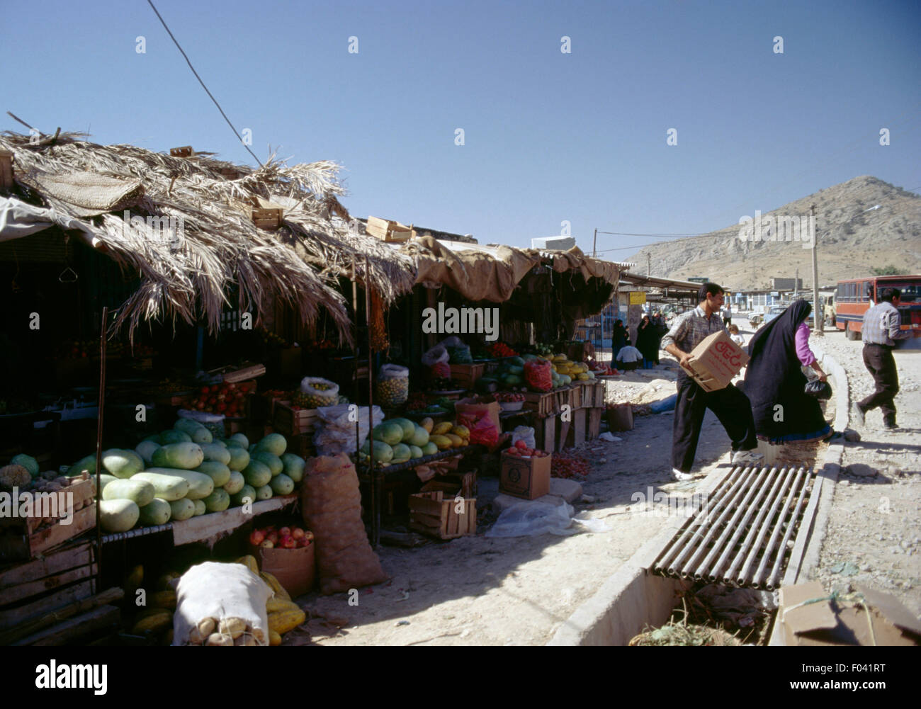 Fruit and vegetable market, near Dezful, Khuzestan province, Iran Stock ...