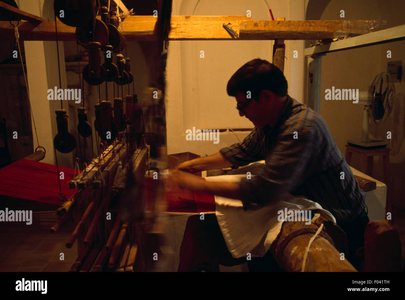 Waist loom hi-res stock photography and images - Alamy