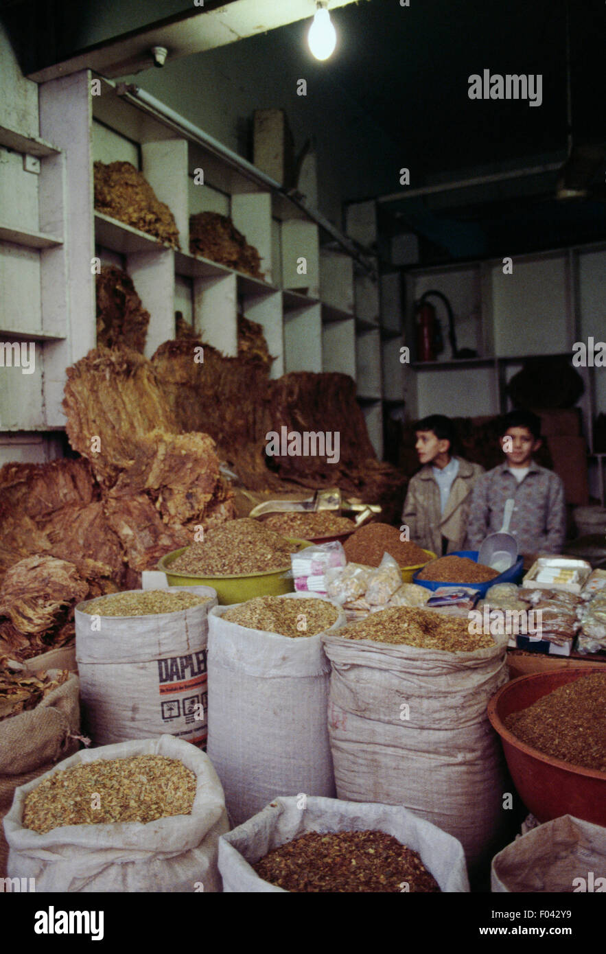 Mosul iraq market hi-res stock photography and images - Alamy
