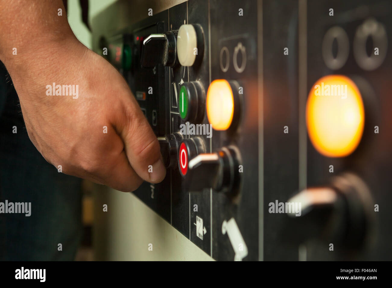 Operating switches hi-res stock photography and images - Alamy