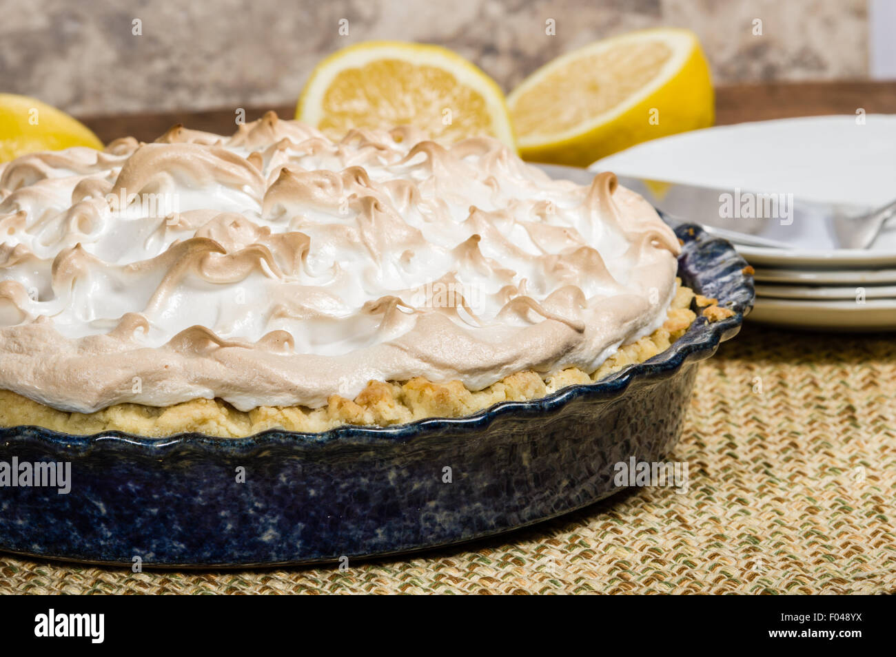 Lemon meringue pie hi-res stock photography and images - Alamy
