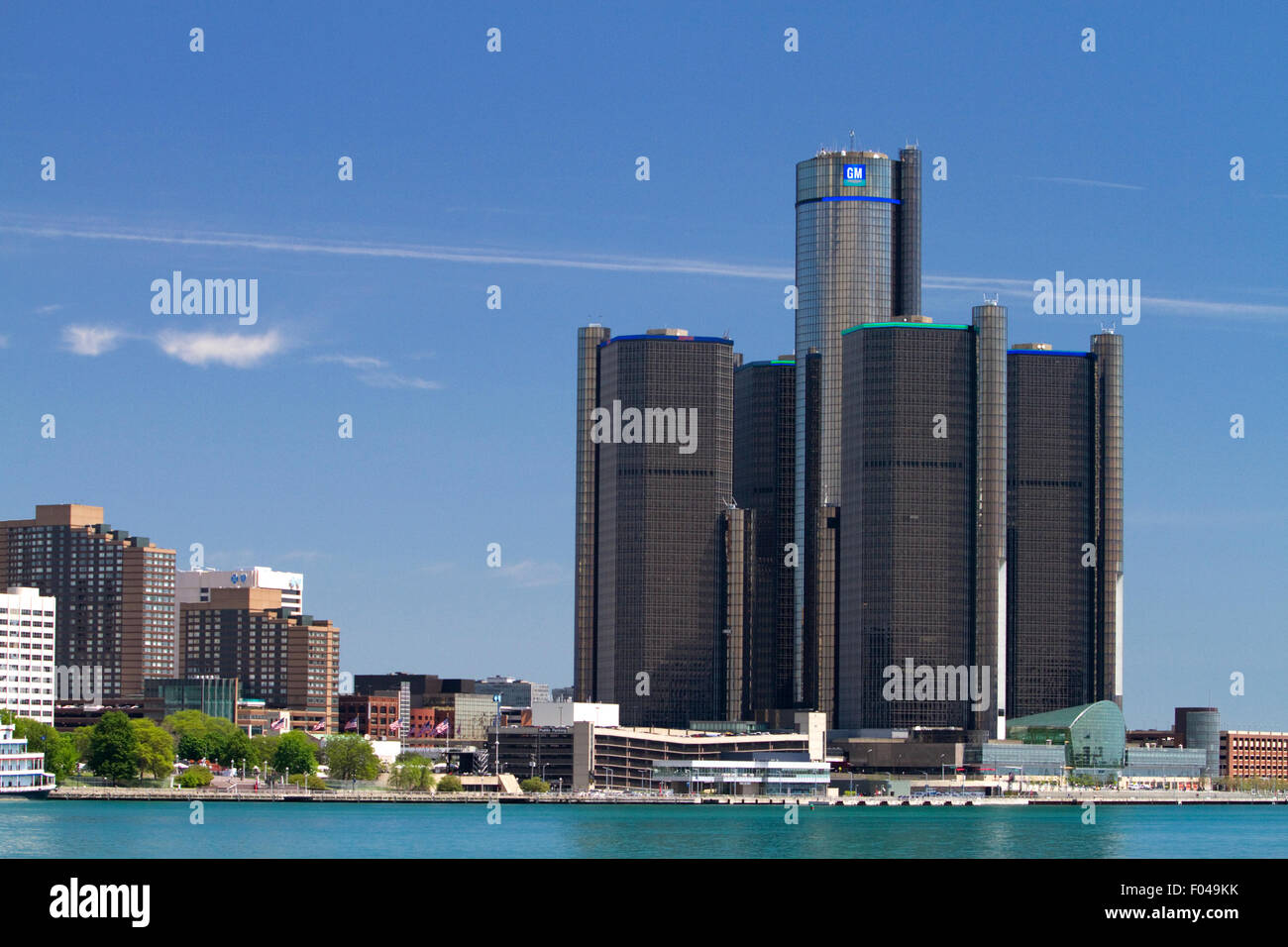 The GM Renaissance Center on the Detroit International Riverfront ...