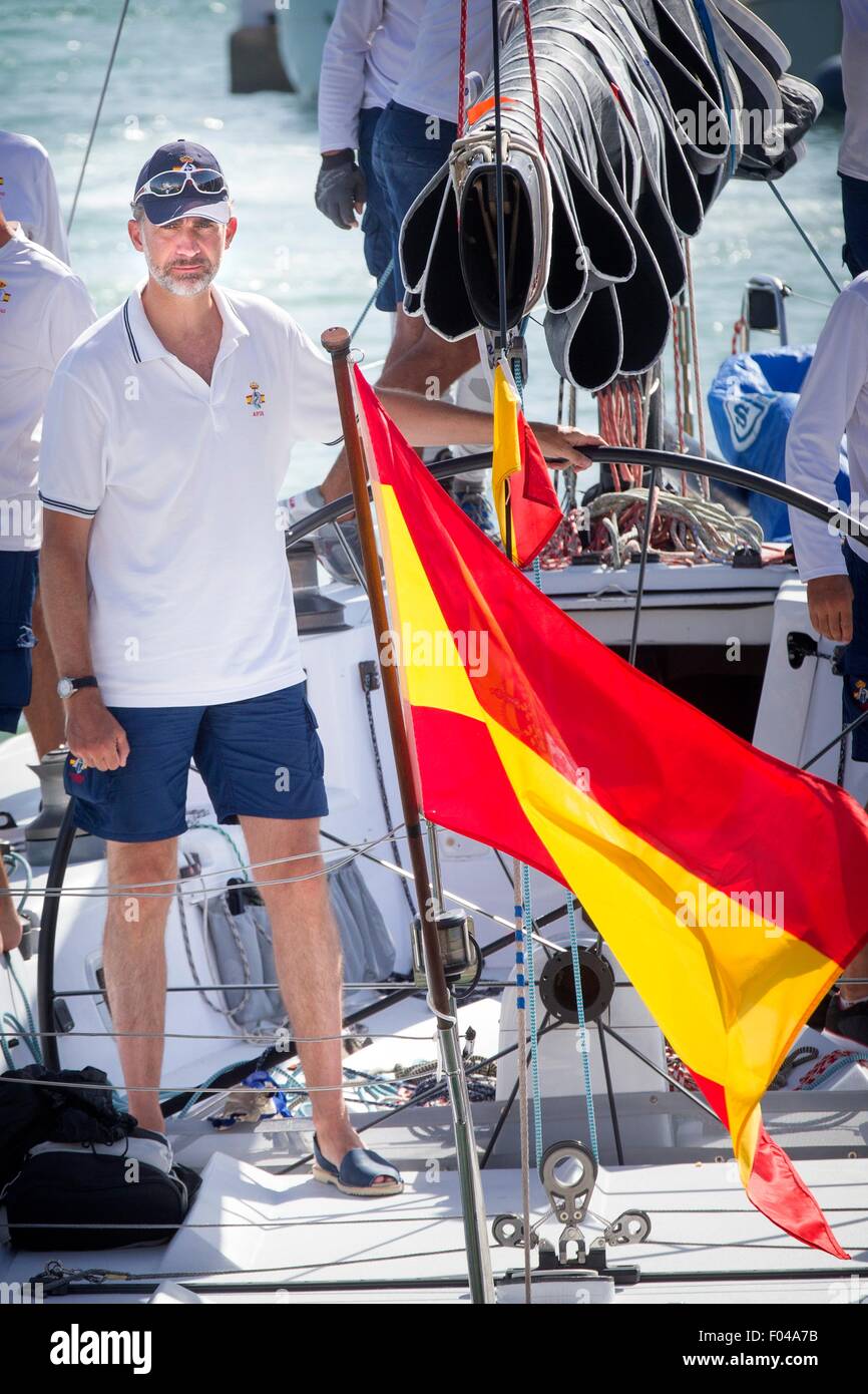 Palma de Mallorca, Spain. 6th Aug, 2015. Spanish King Felipe sails on ...