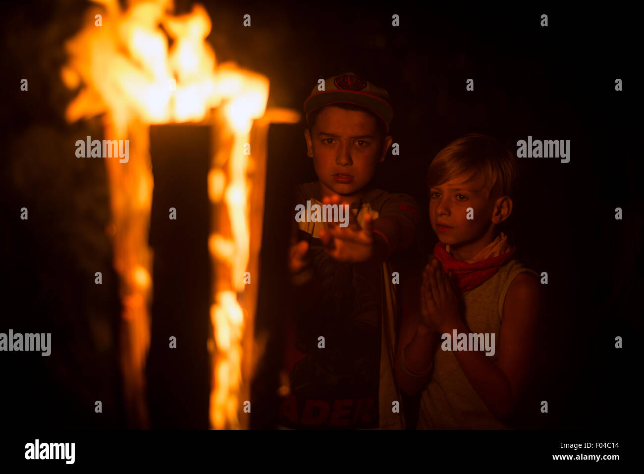 Children camp torch hi-res stock photography and images - Alamy
