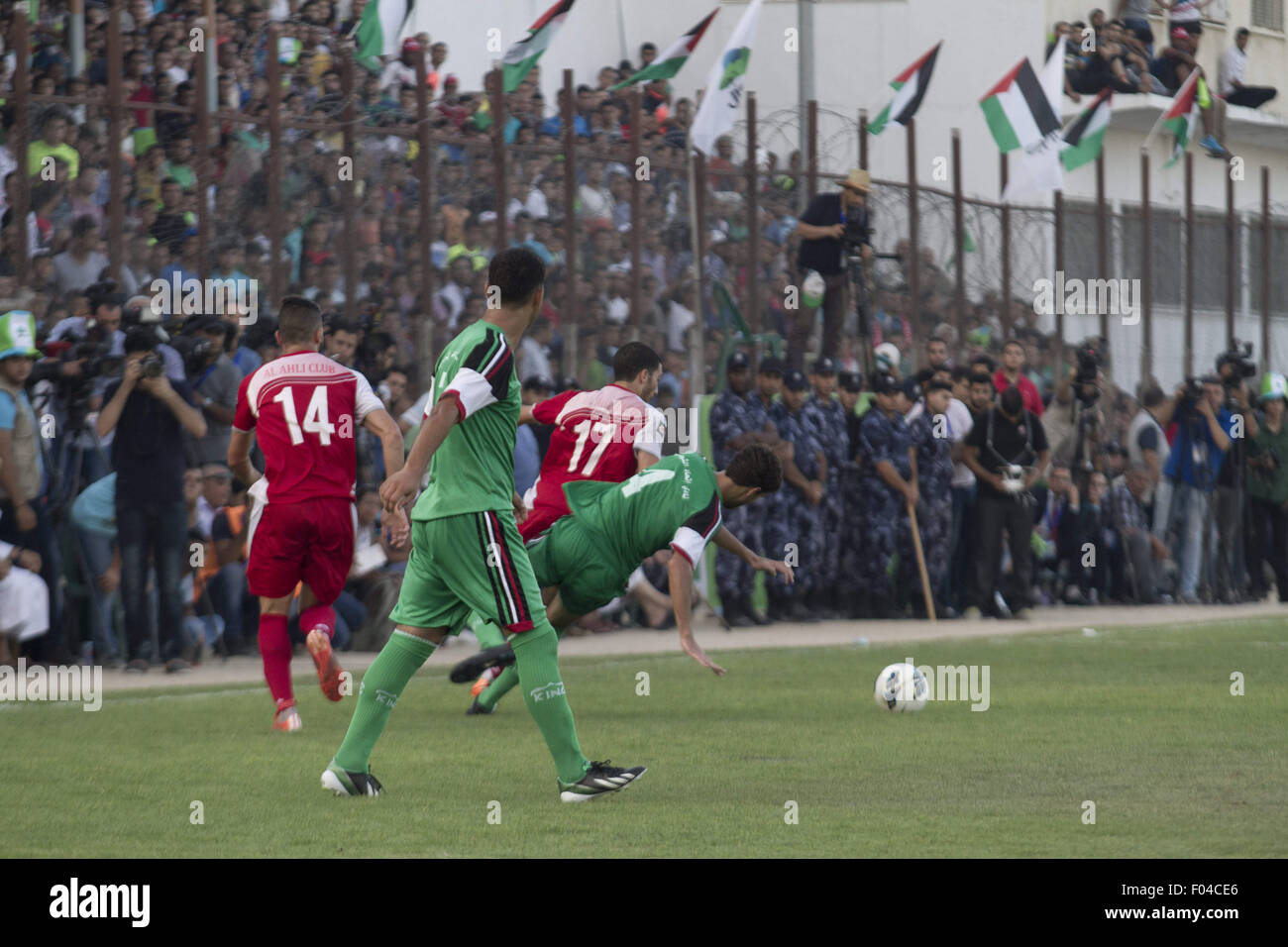 Gaza City, The Gaza Strip, Palestine. 6th Aug, 2015. Etihad al-Shejaiya ...