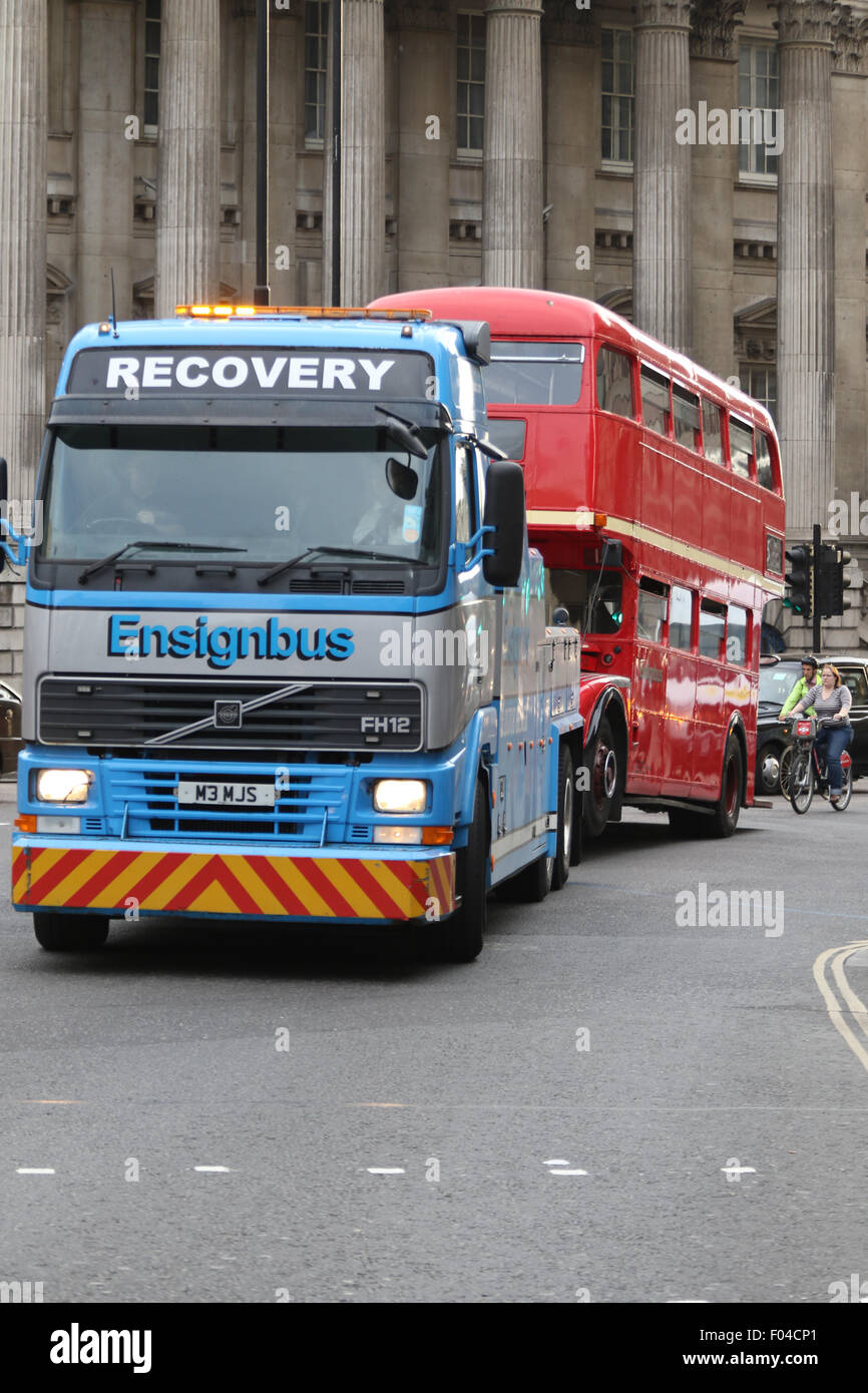 London, UK. 6th Aug, 2015. A Routemaster 25 bus recomissioned for the ...