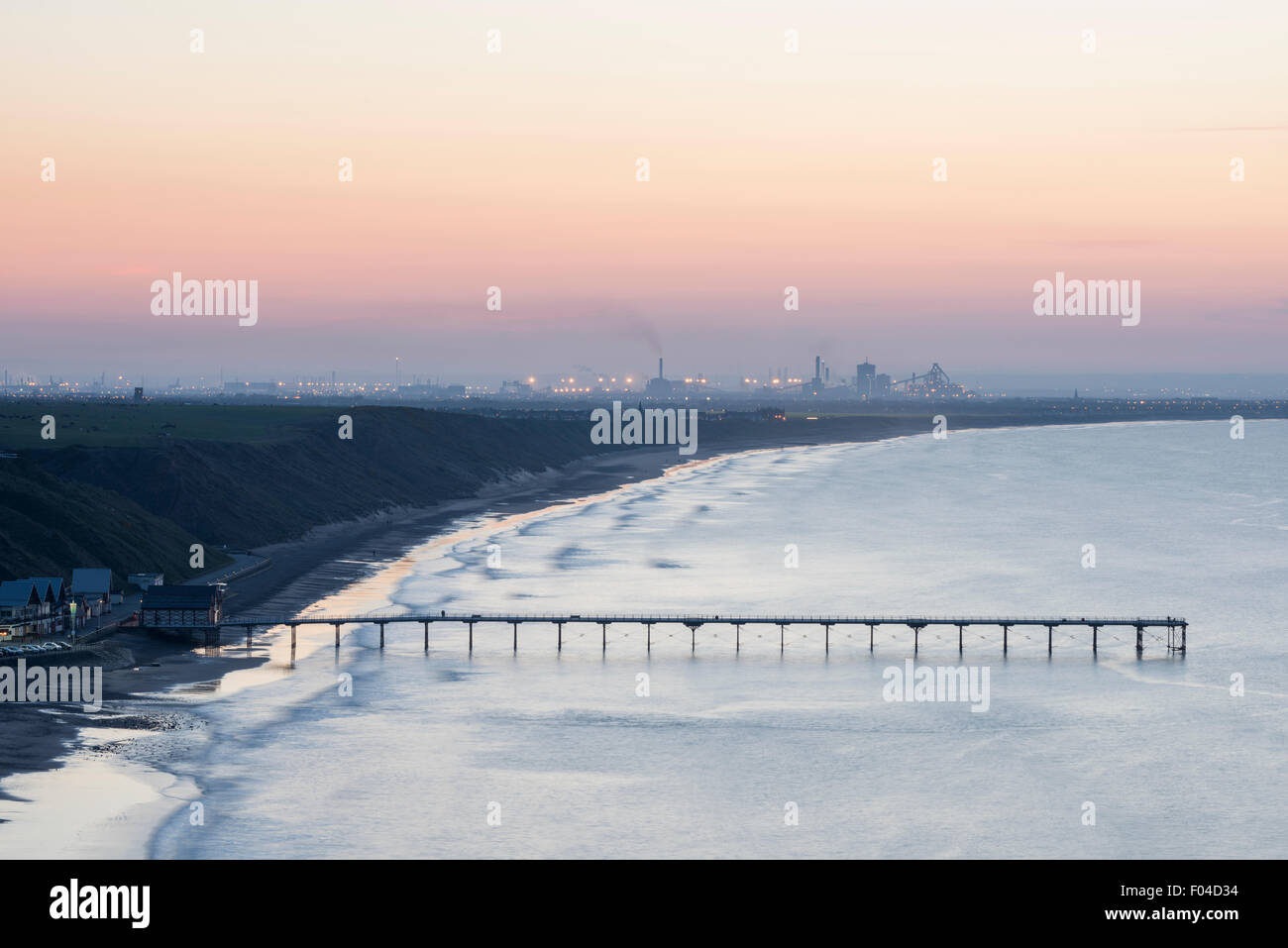 Redcar pier hi-res stock photography and images - Alamy