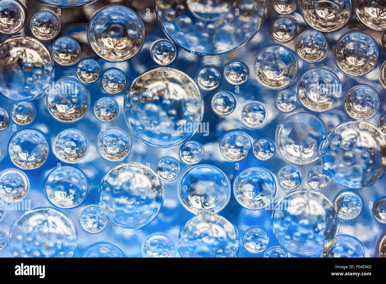 Silver bubbles hi-res stock photography and images - Alamy