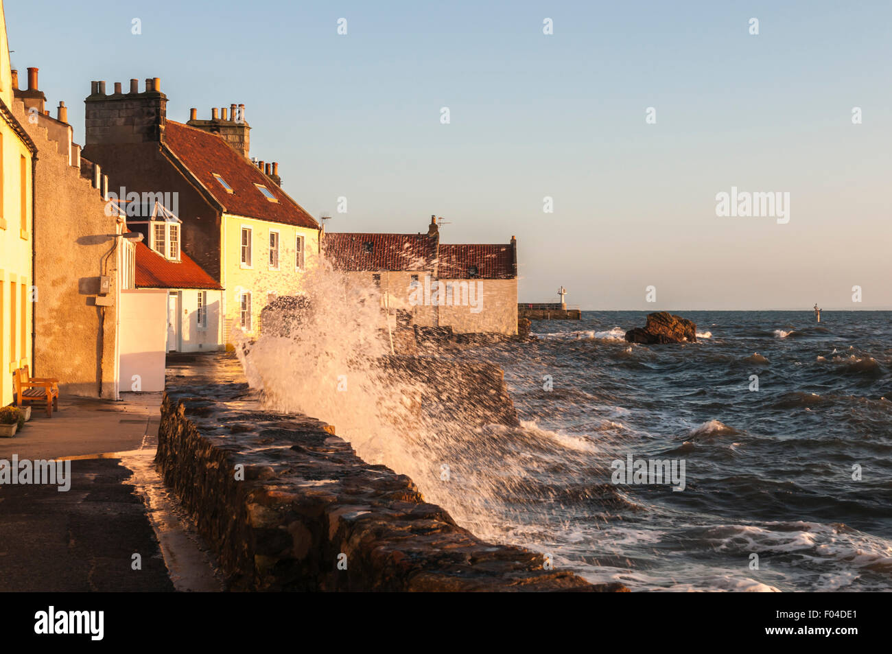 Pittenweem fife winter hi-res stock photography and images - Alamy