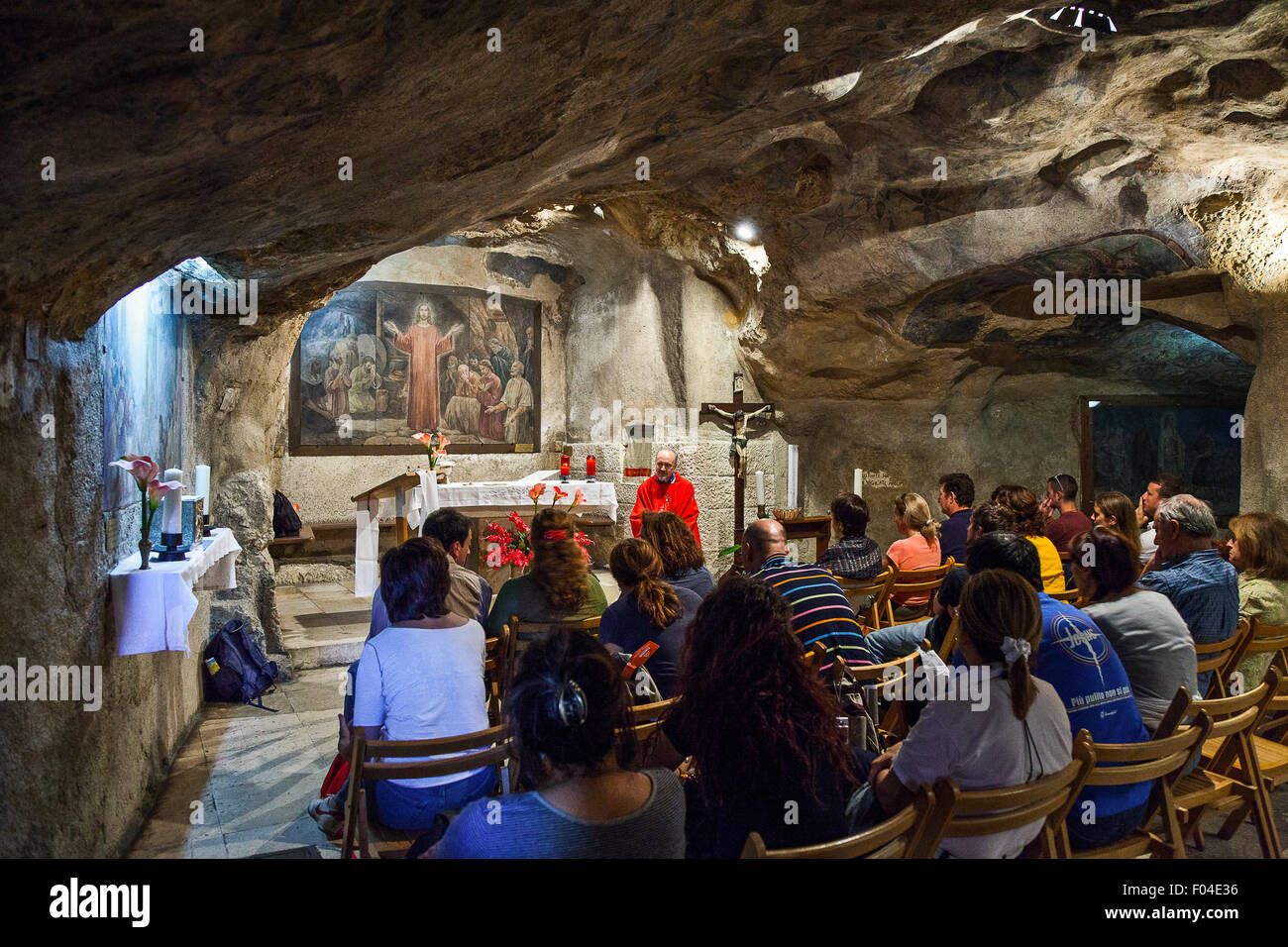 Israel, Jerusalem, people in the Gethsemane Grotto Stock Photo - Alamy