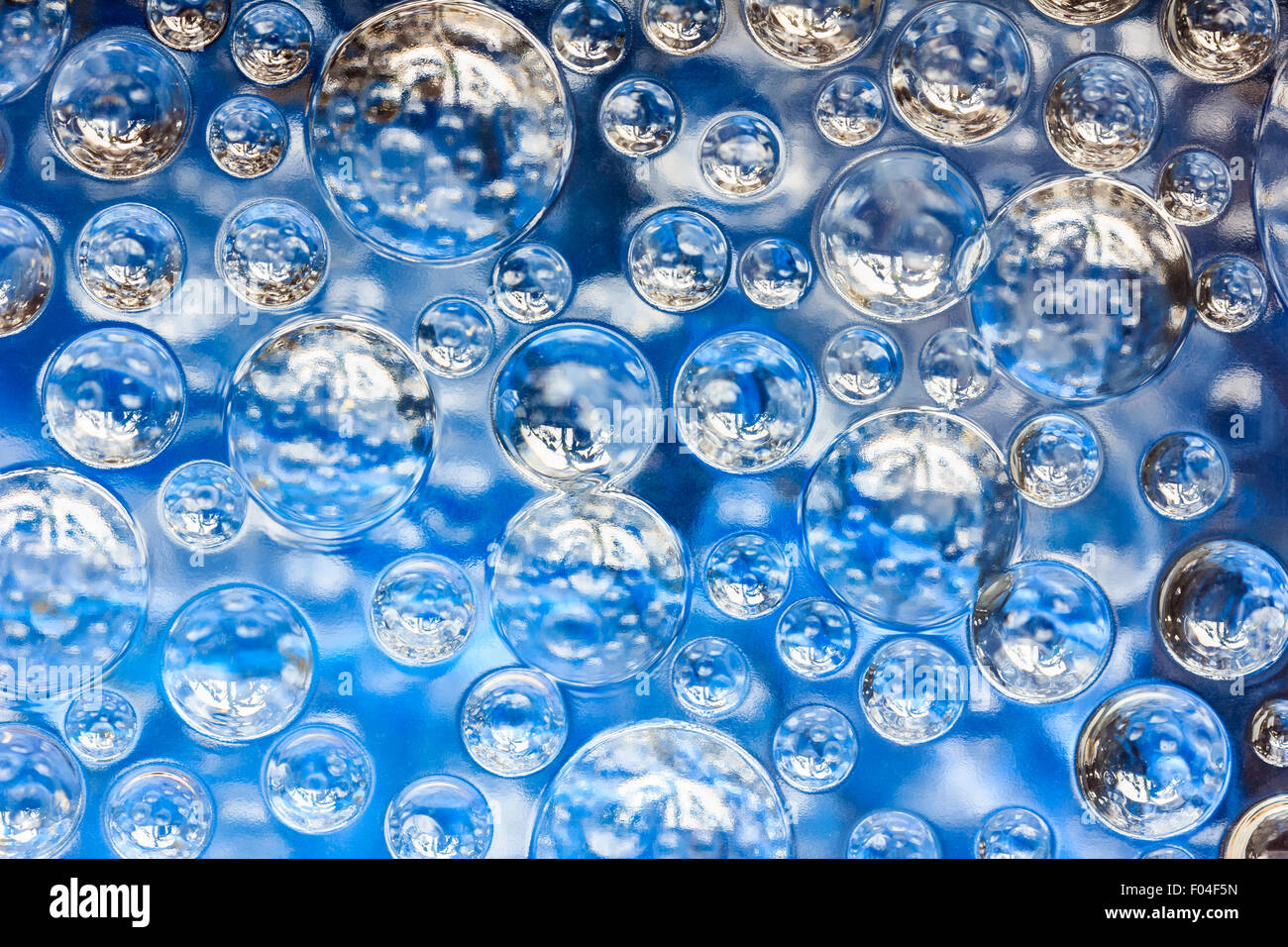 Silver bubbles hi-res stock photography and images - Alamy