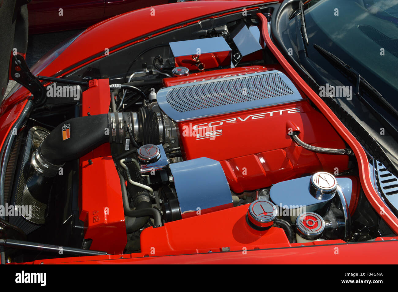 A Chevrolet Corvette LS2 Engine Stock Photo - Alamy