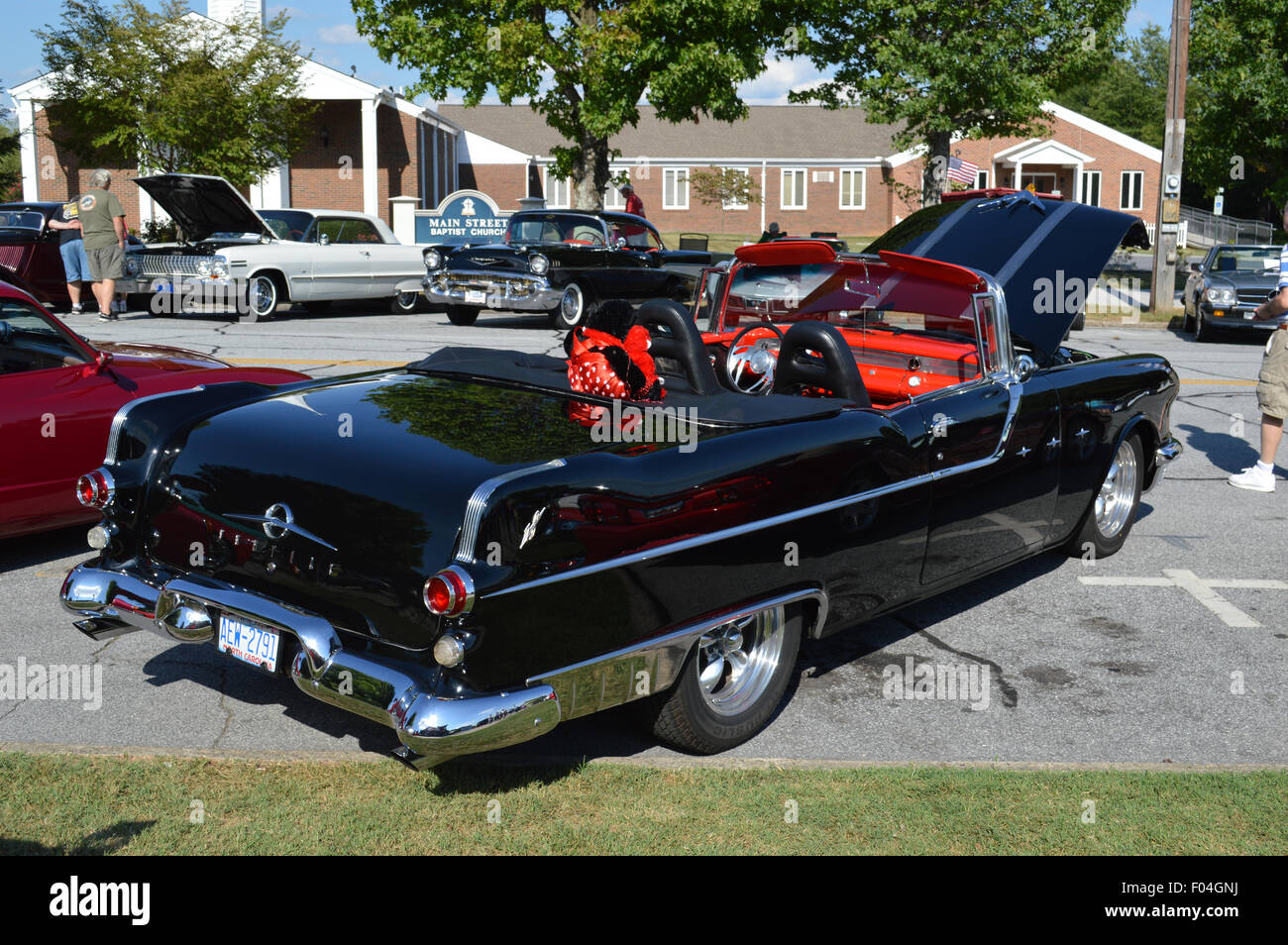 A 1955 Pontiac Convertible car at a car show Stock Photo - Alamy