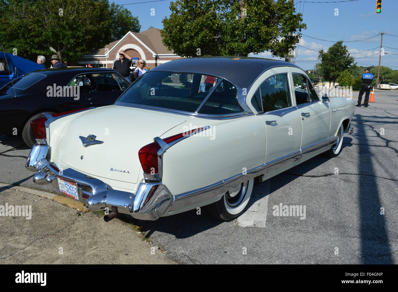 A 1954 Kaiser Manhattan Car Stock Photo - Alamy