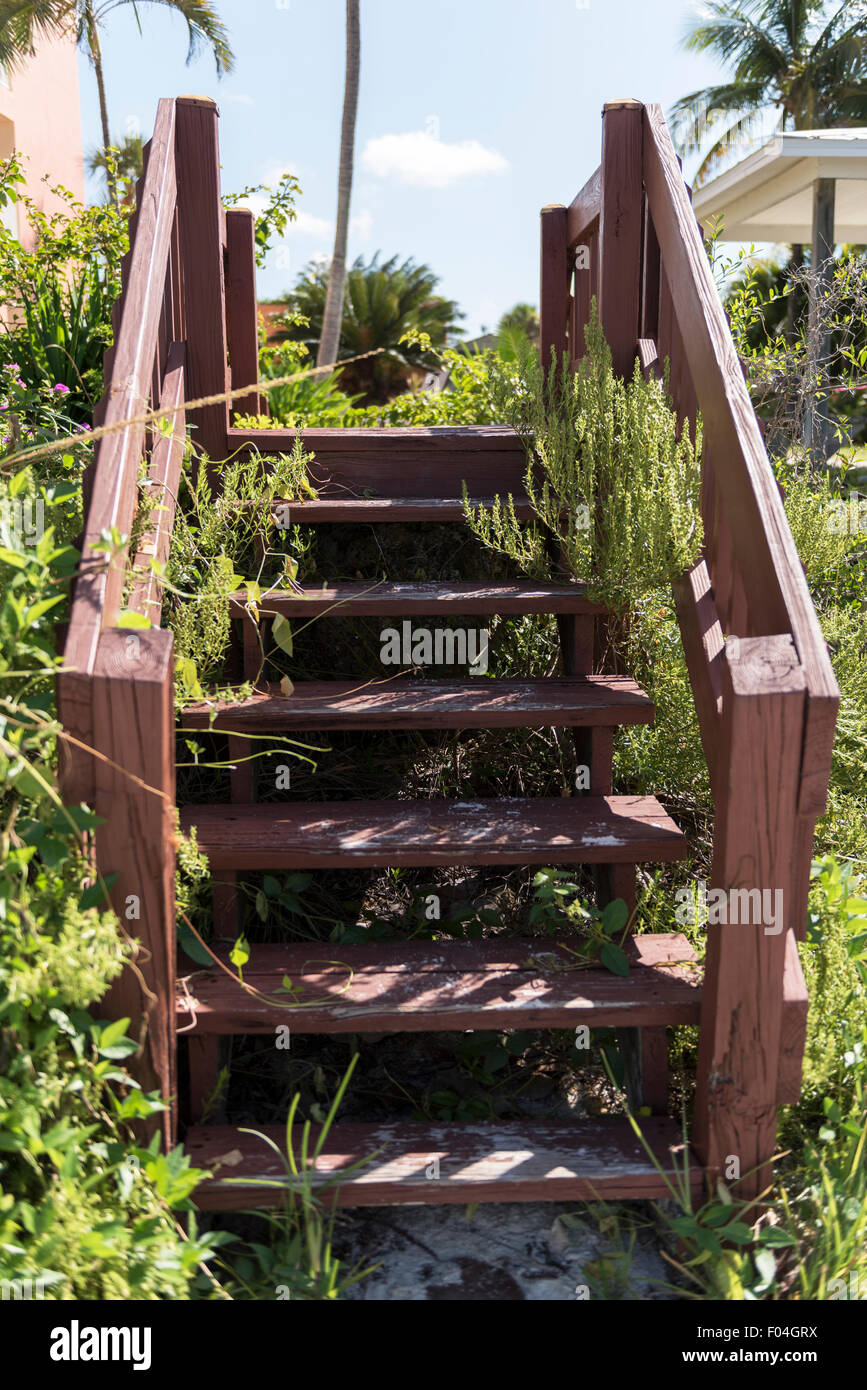 Beach steps hi-res stock photography and images - Alamy