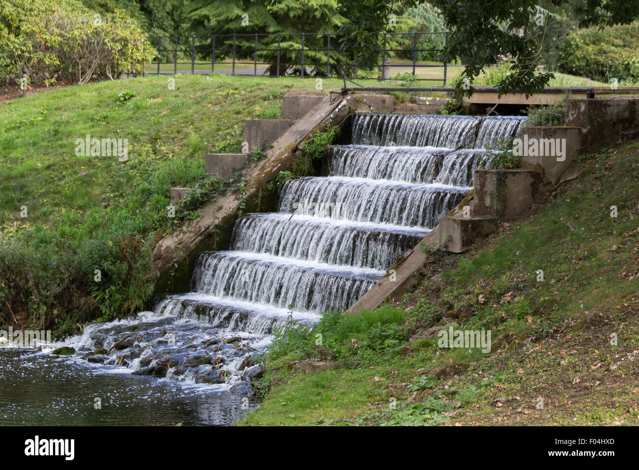 Waterfall at Leeds Castle Stock Photo - Alamy