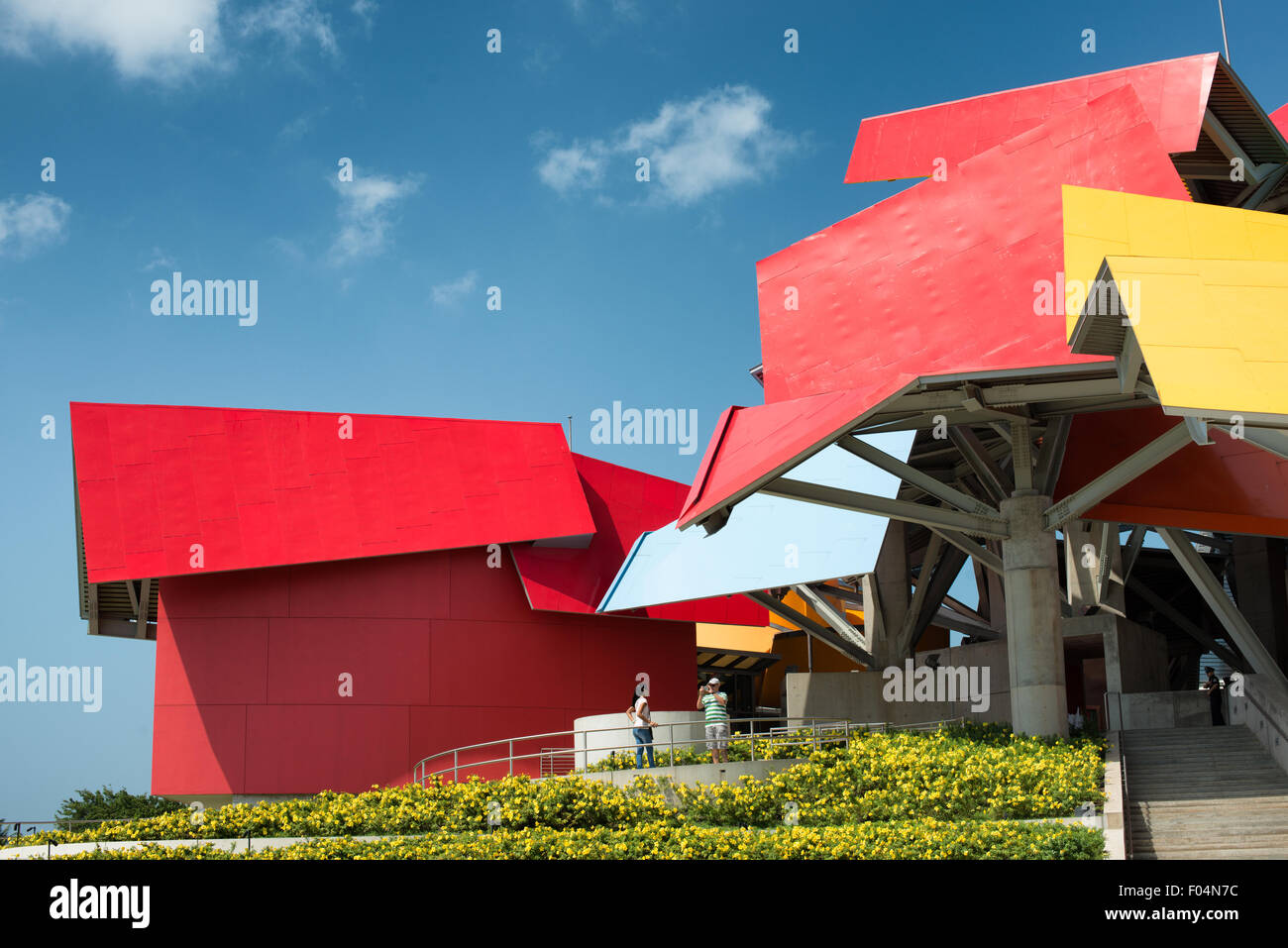 Museo de la biodiversidad en panamá hi-res stock photography and images ...