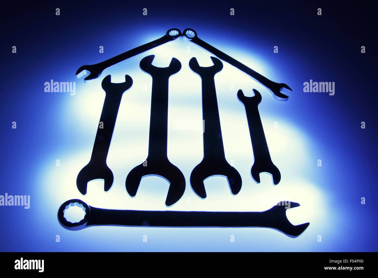 Arrangement spanners hi-res stock photography and images - Alamy