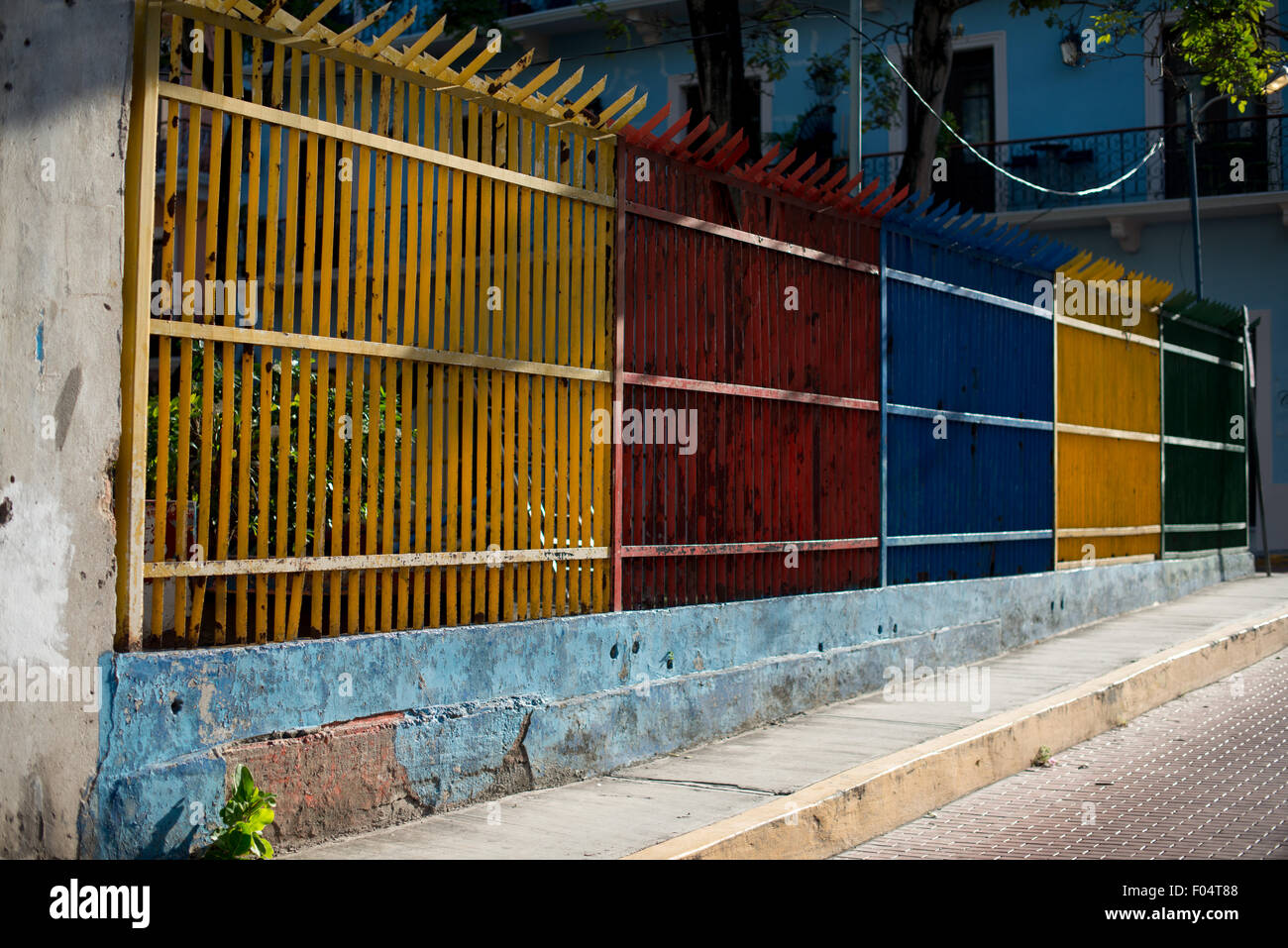 Panama city graffiti hi-res stock photography and images - Alamy